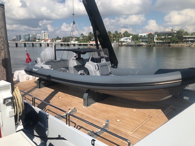 8.1m Custom Outboard Tender - Ribeye Boats